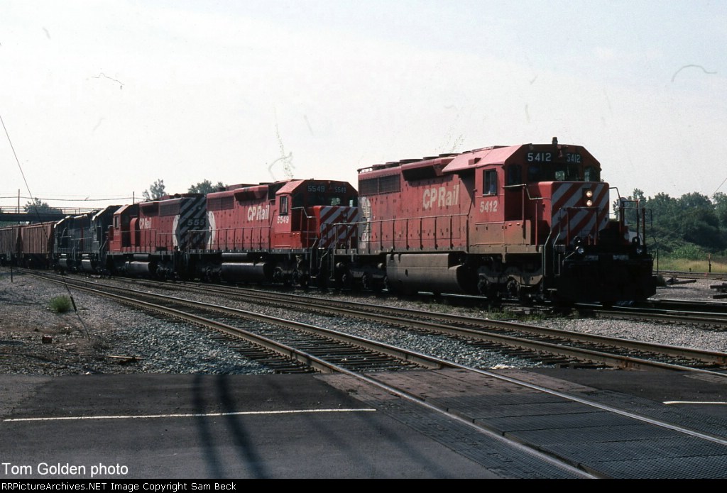 CP Westbound with New SSW GP60s